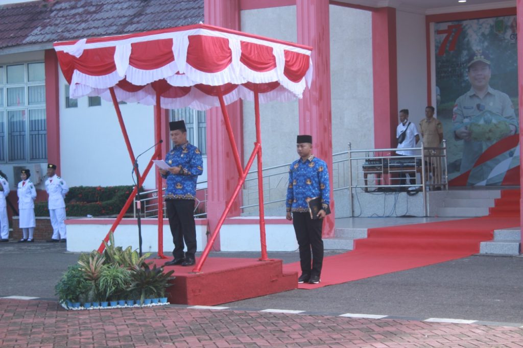 HUT Korpri dan PGRI, Bupati Satono Harap Jadi Motivasi Mengabdi Pada Negara - PPID Kabupaten Sambas