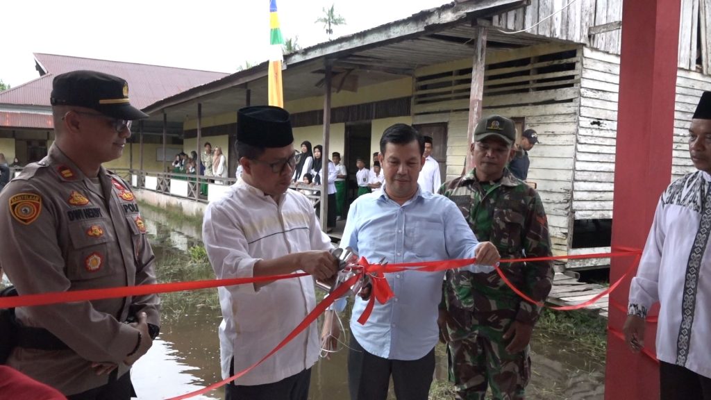 Bupati Satono Resmikan Gedung Belajar Mis Muhammadiyah Desa Pancur - PPID Kabupaten Sambas